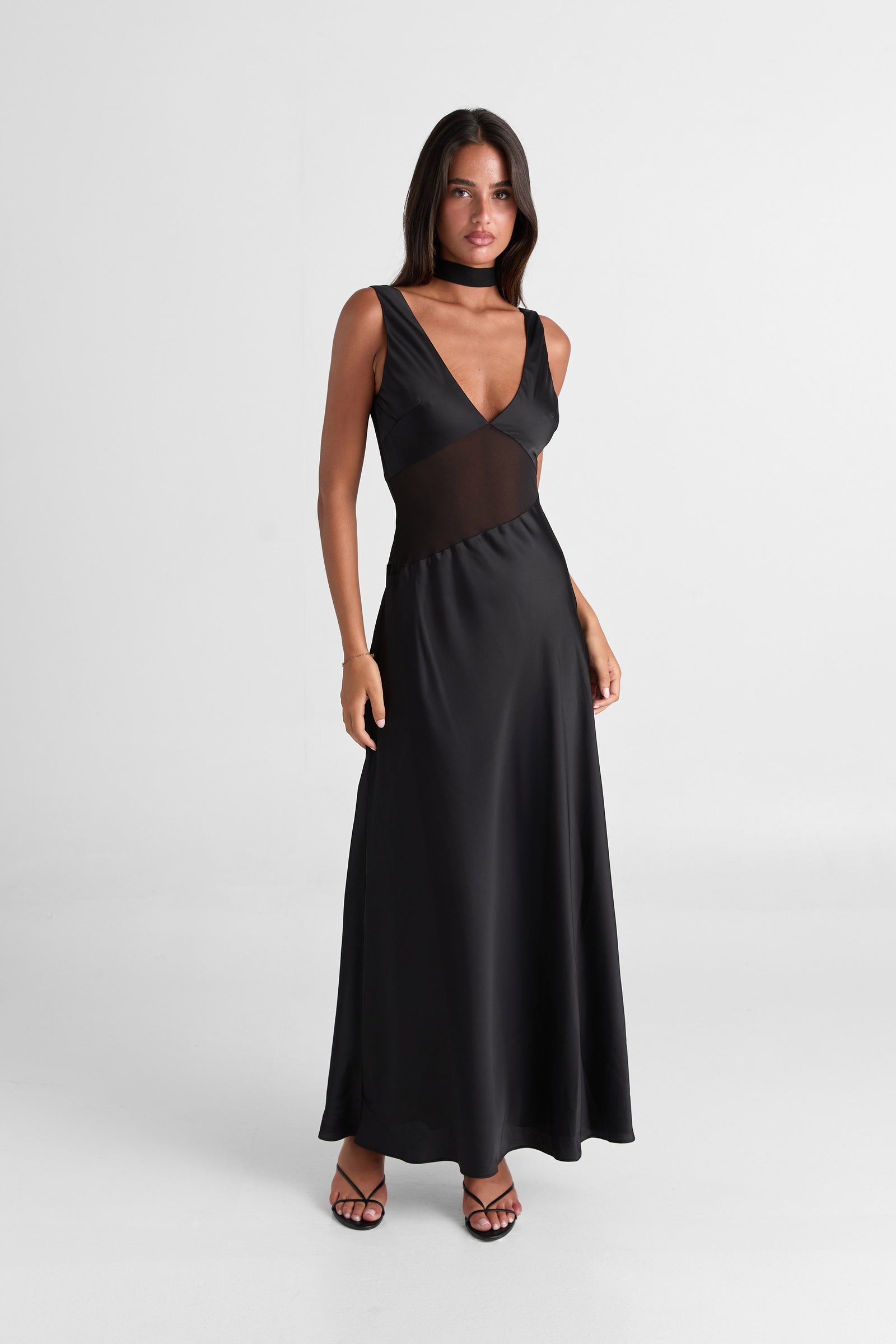 Sasha Therese | Exclusive Garments